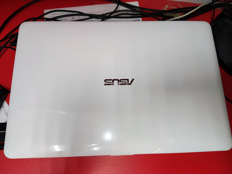 ASUS R541U 0 9 10