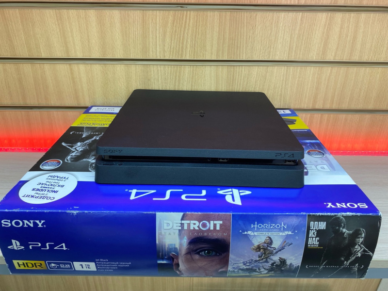 Sony PS4 SLIM 1TB 0 9 10