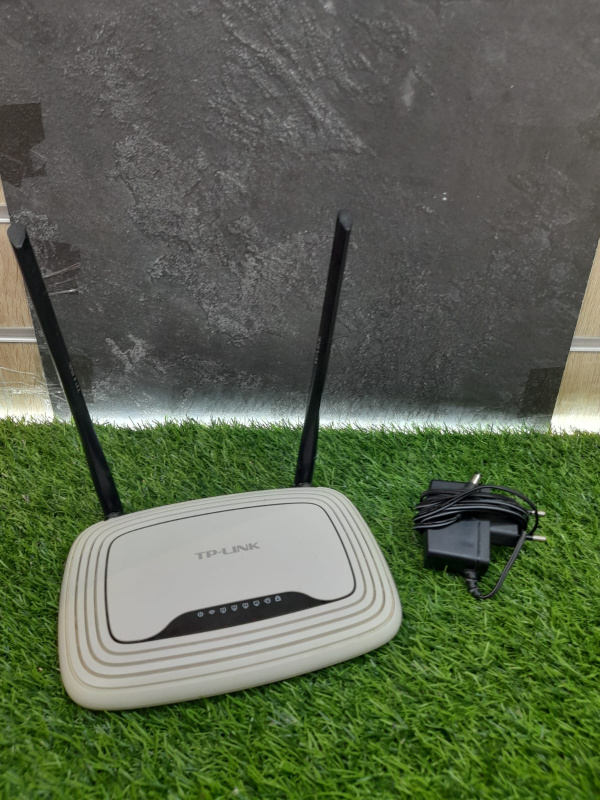 Купить Роутер TP-Link WR-841N Б/У за 0 руб. — состояние 9/10