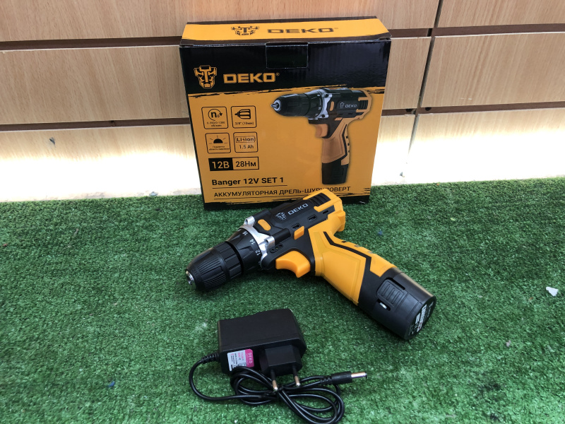 Купить Шуруповерт Deko Banger 12v Set 1 Б/У за 1 750 руб. — состояние 9 ...