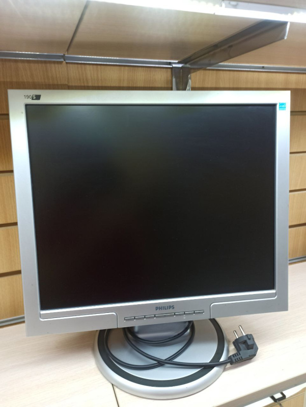Купить Монитор монитор Philips 190s Б/У за 0 руб. — состояние 9/10