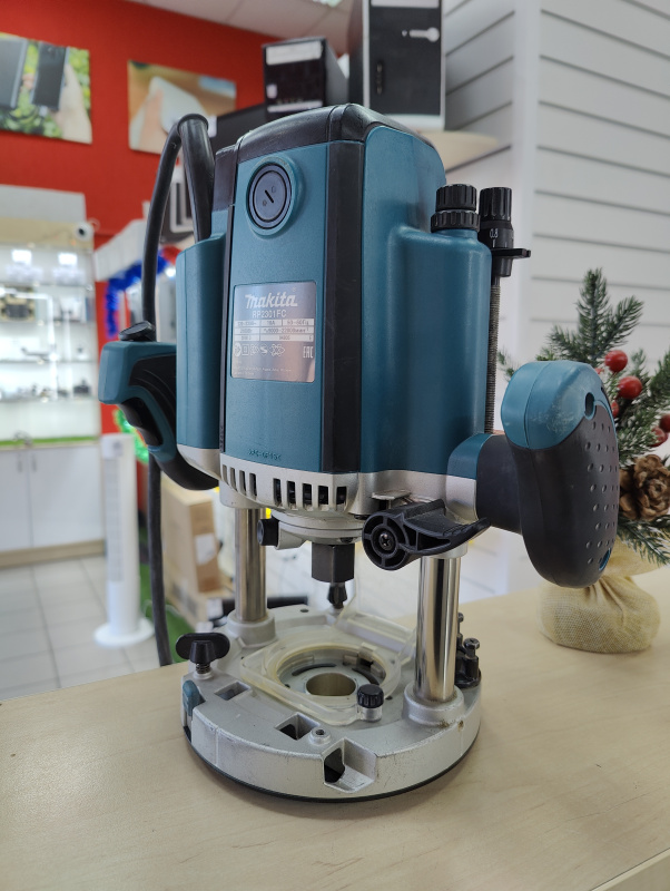 Makita RP2301FC 0 9 10