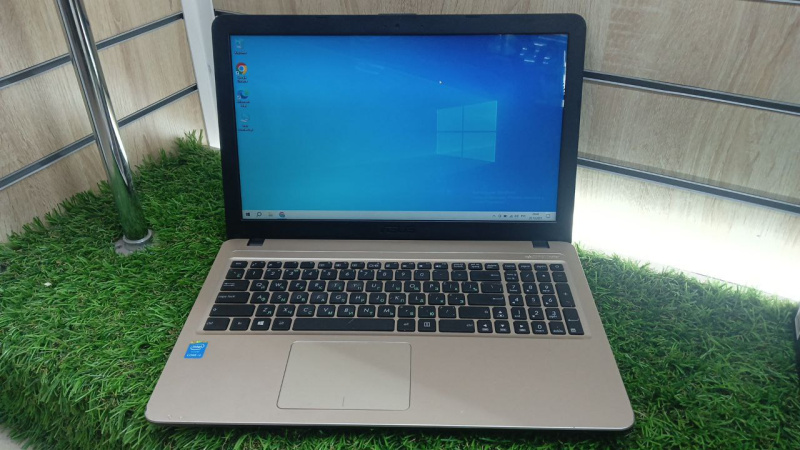 Asus x540l store